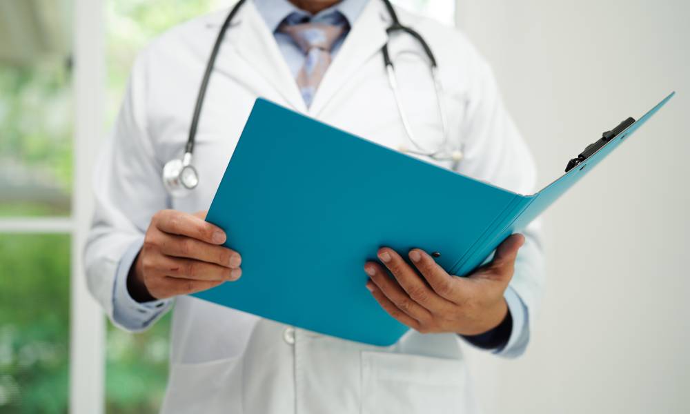 What To Include in a HIPAA Guidelines Binder – Carstens